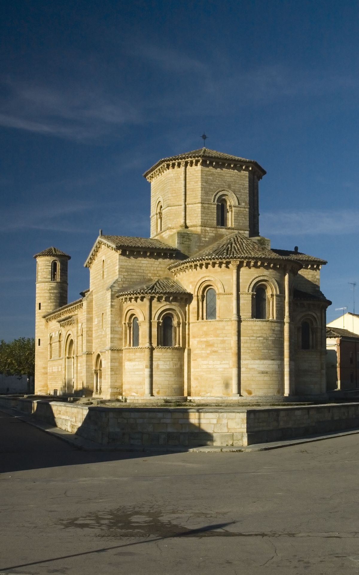 Románico por el Camino de Santiago | Palencia Turismo